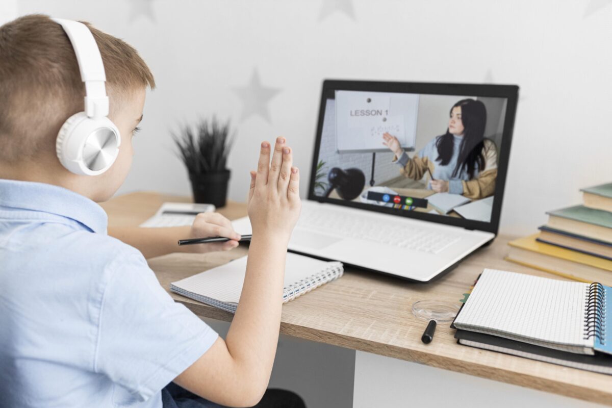 7 tip belajar online dengan lebih efektif - Relevan