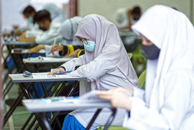 Lebih 50,000 gagal peroleh sijil SPM 2021 - Relevan