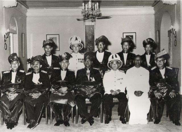 Senarai menteri Kabinet pertama negara, sebelum dan selepas merdeka ...