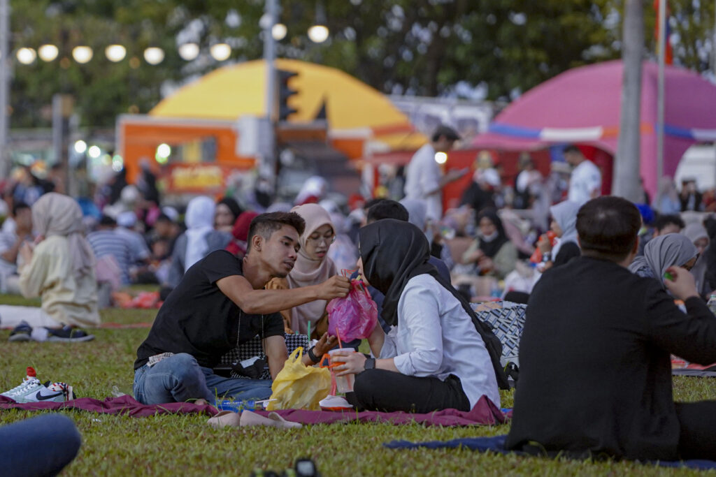 5 Soalan Ramadan #4: Persoalan-persoalan tentang berbuka puasa - Relevan
