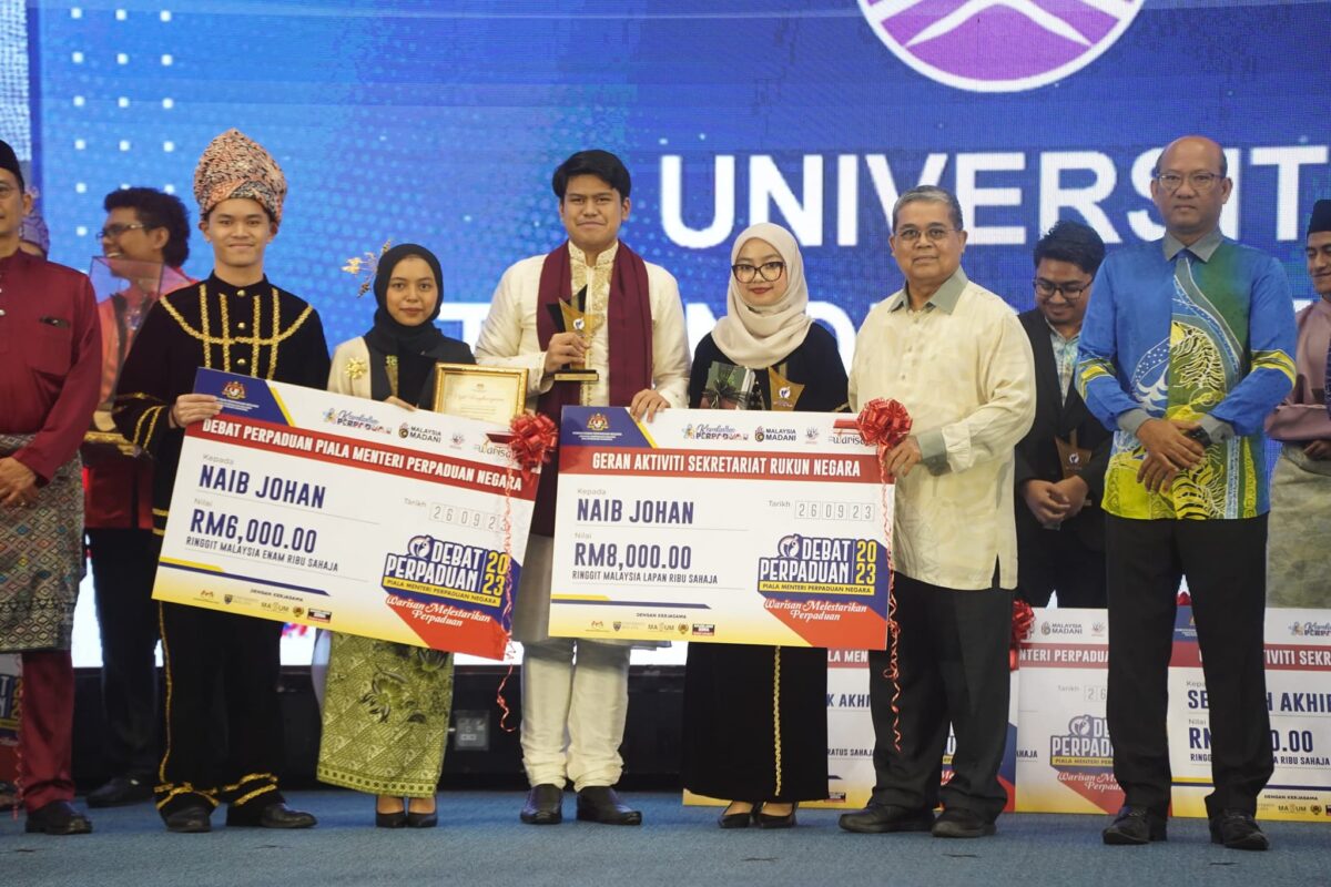 UKM juara Debat Perpaduan 2023 - Relevan